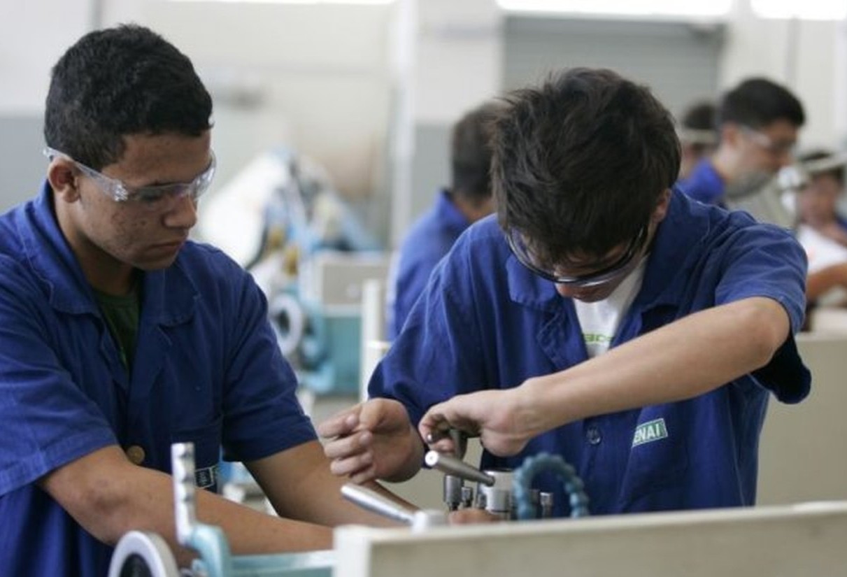 Ensino técnico: caminho rápido jovens para o mercado de trabalho